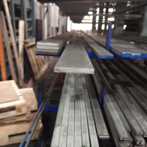 flat bars - MercatoMetalli